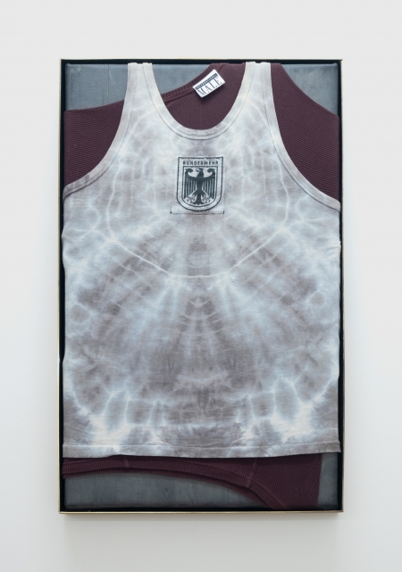 The Last Day of Disco ‒ Management